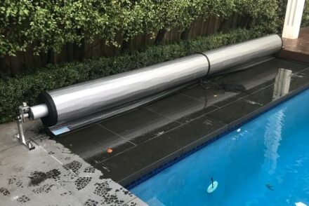 Coveroll Gear Drive Roller | Sunbather Solar Pool Heating Covers ...