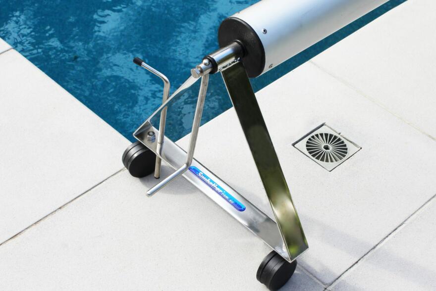 Coveroll Ground Roller | Sunbather Solar Pool Heating Covers & Rollers ...