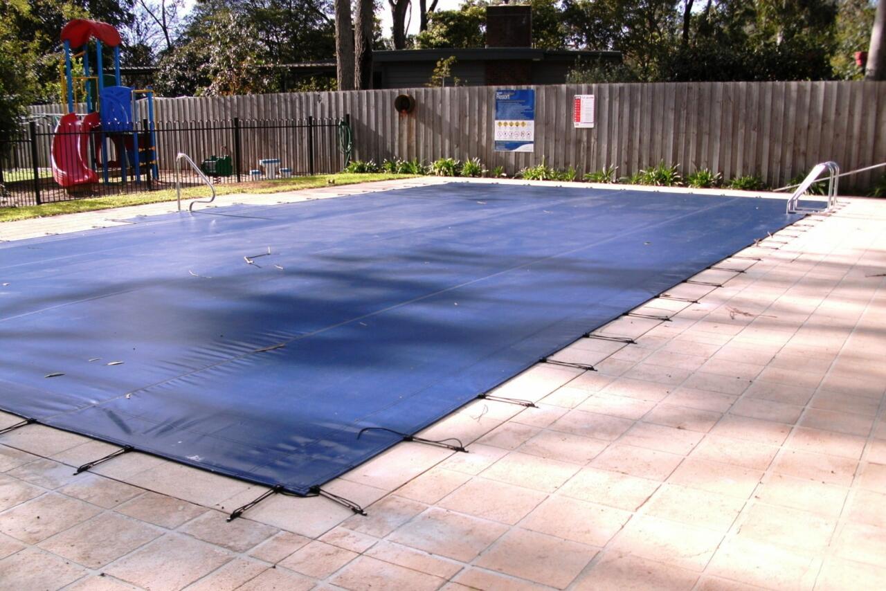 Commercial Thermal Pool Cover | Melbourne | Brisbane | Sydney